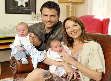 Jason Durr coi người hiến tặng trứng là thành viên gia đình