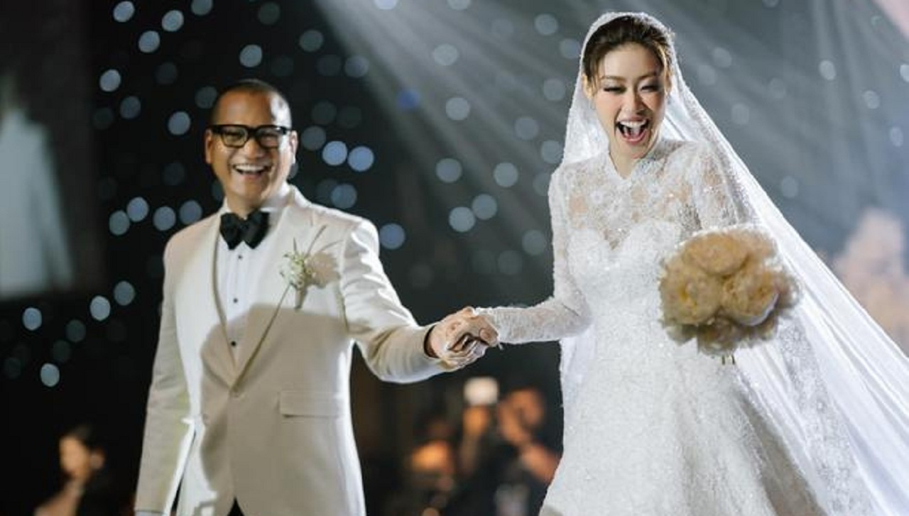 Chồng Hoa hậu Khánh Vân lên tiếng bênh vực vợ sau màn biểu diễn gây tranh cãi