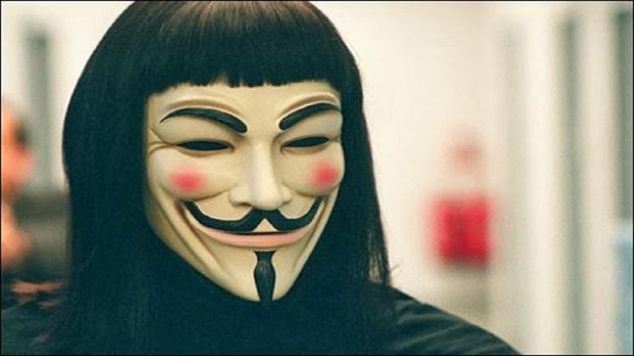 5 thứ phụ nữ khôn đừng khoe lên mạng xã hội, đàn bà dại gặp ai kể