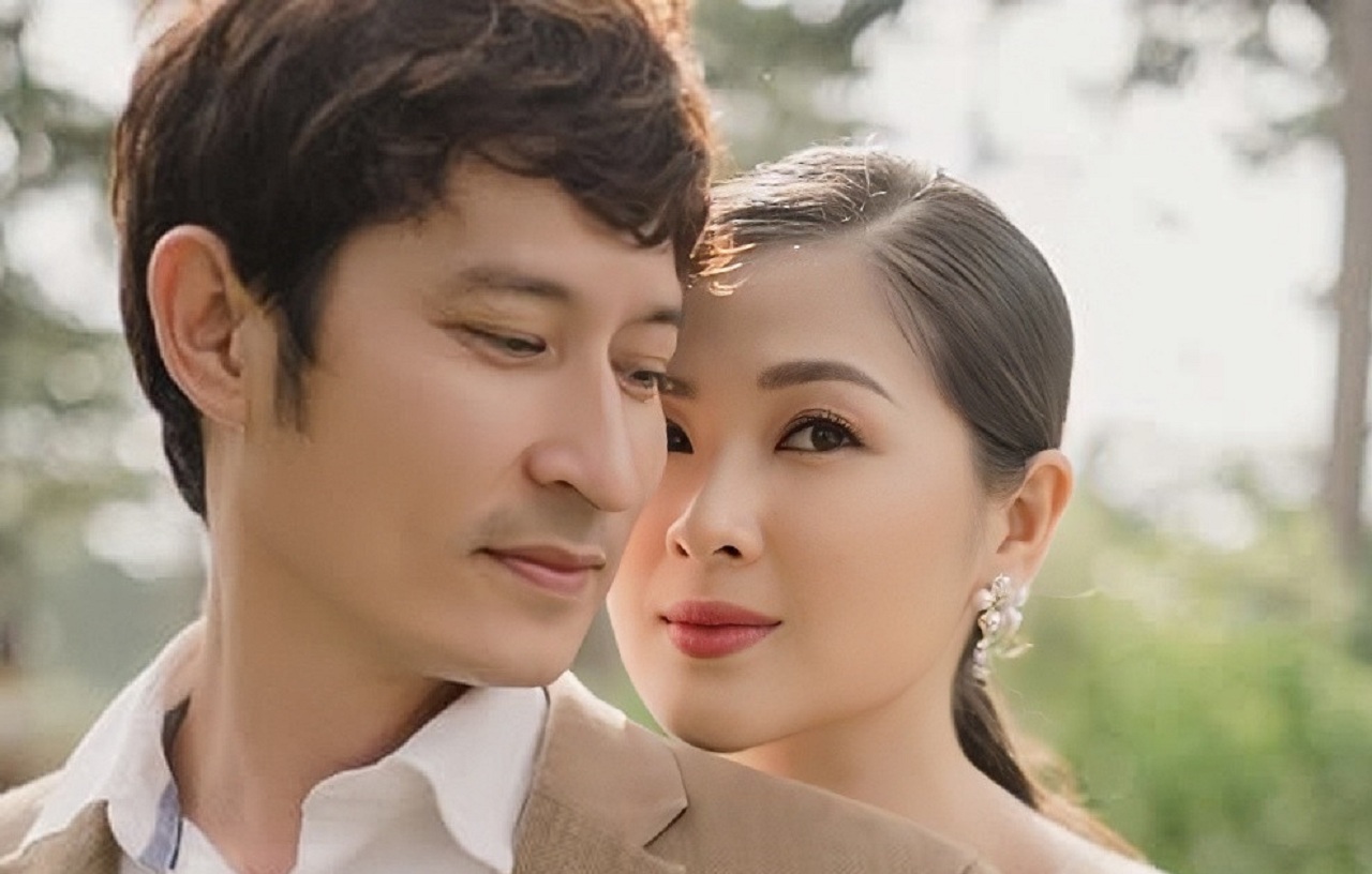 Huy Khánh đăng tải dòng trạng thái đầy cảm xúc khi nhắc đến chuyện tình ...