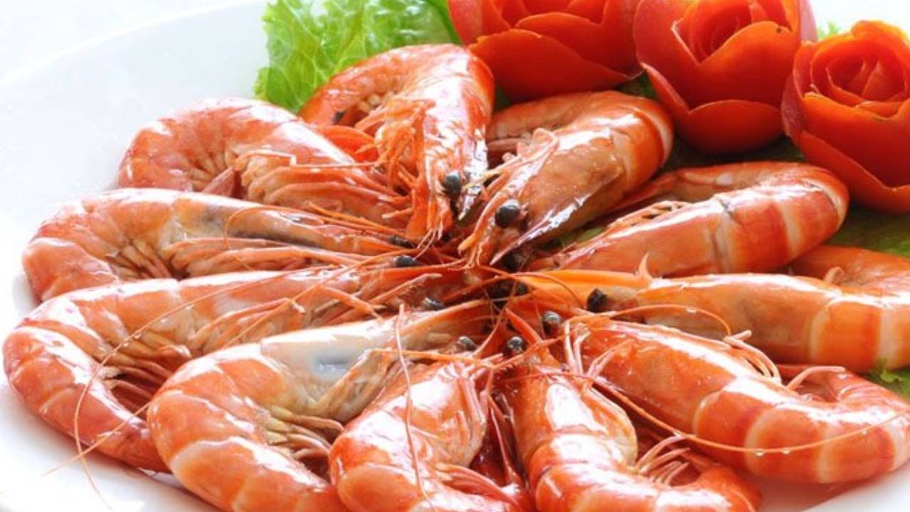 3 bộ phận của tôm cần loại bỏ, cần tránh ăn kẻo rước họa vào thân