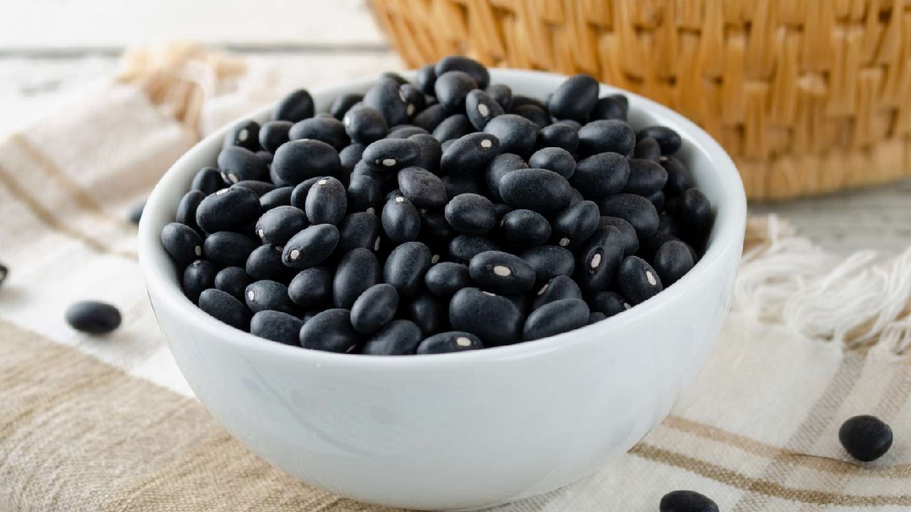 Ăn đậu đen có hại với 6 nhóm người này