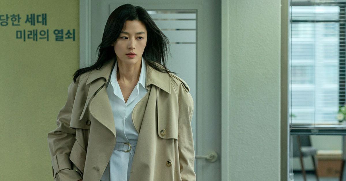 Chị đẹp Jun Ji-hyun tái xuất với phong cách sang xịn mịn nhìn là mê