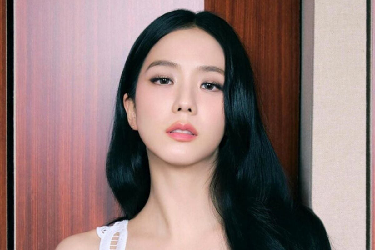 Những món đồ cần có để giữ vẻ ngoài chỉn chu, làn da đep giữa nhịp sống văn phòng bận rộn