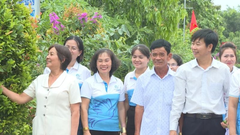 Phụ nữ sống xanh đang tạo nên phong trào ở Tây Ninh và Đồng Tháp
